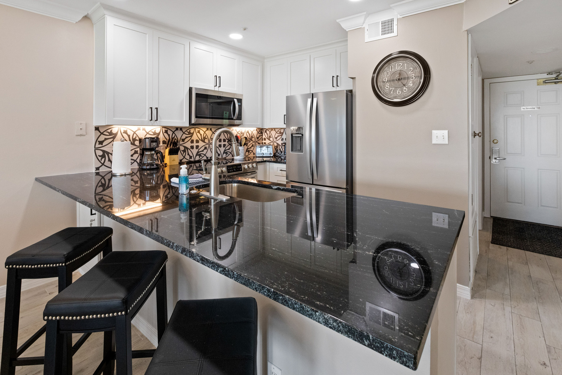 MV2104 Kitchen 2 | Beach Condos in Destin