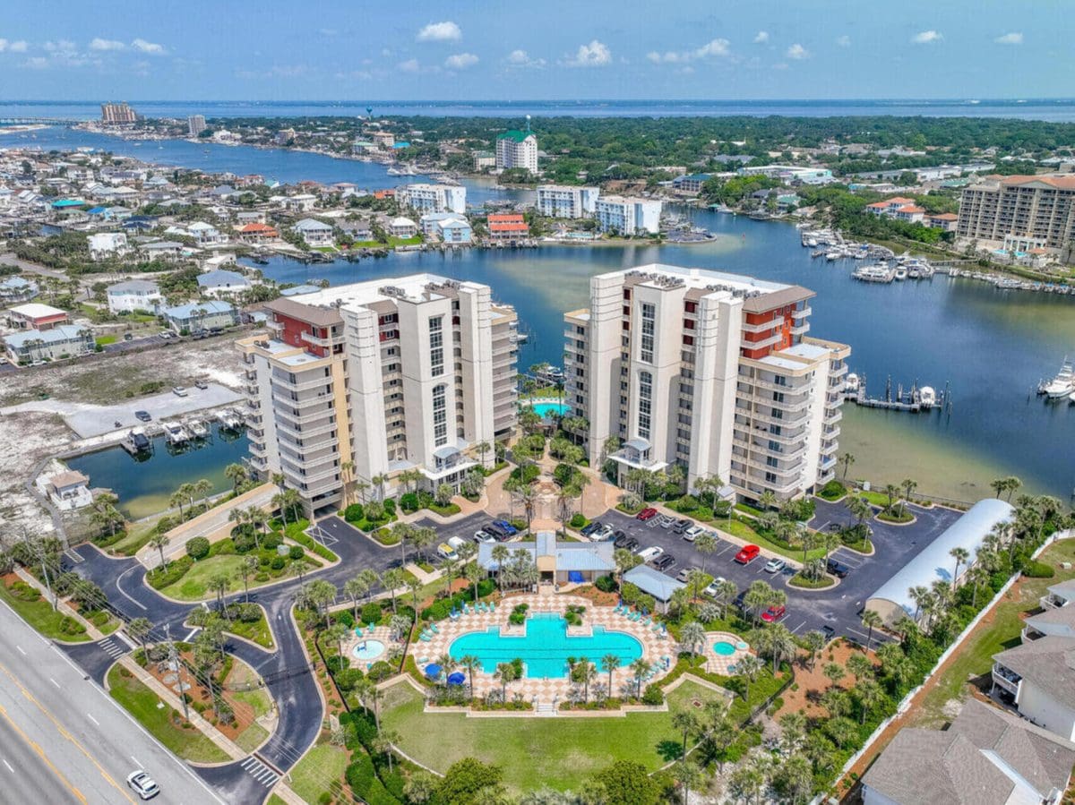 Harbor Landing | Beach Condos in Destin