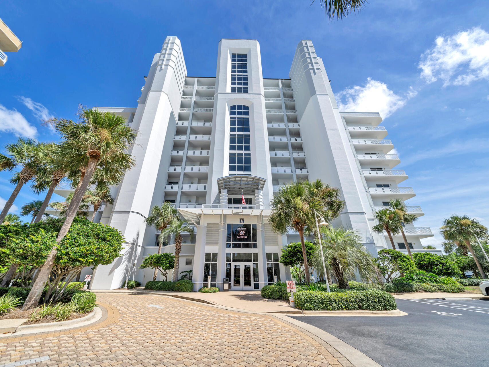 Harbor Landing | Beach Condos in Destin